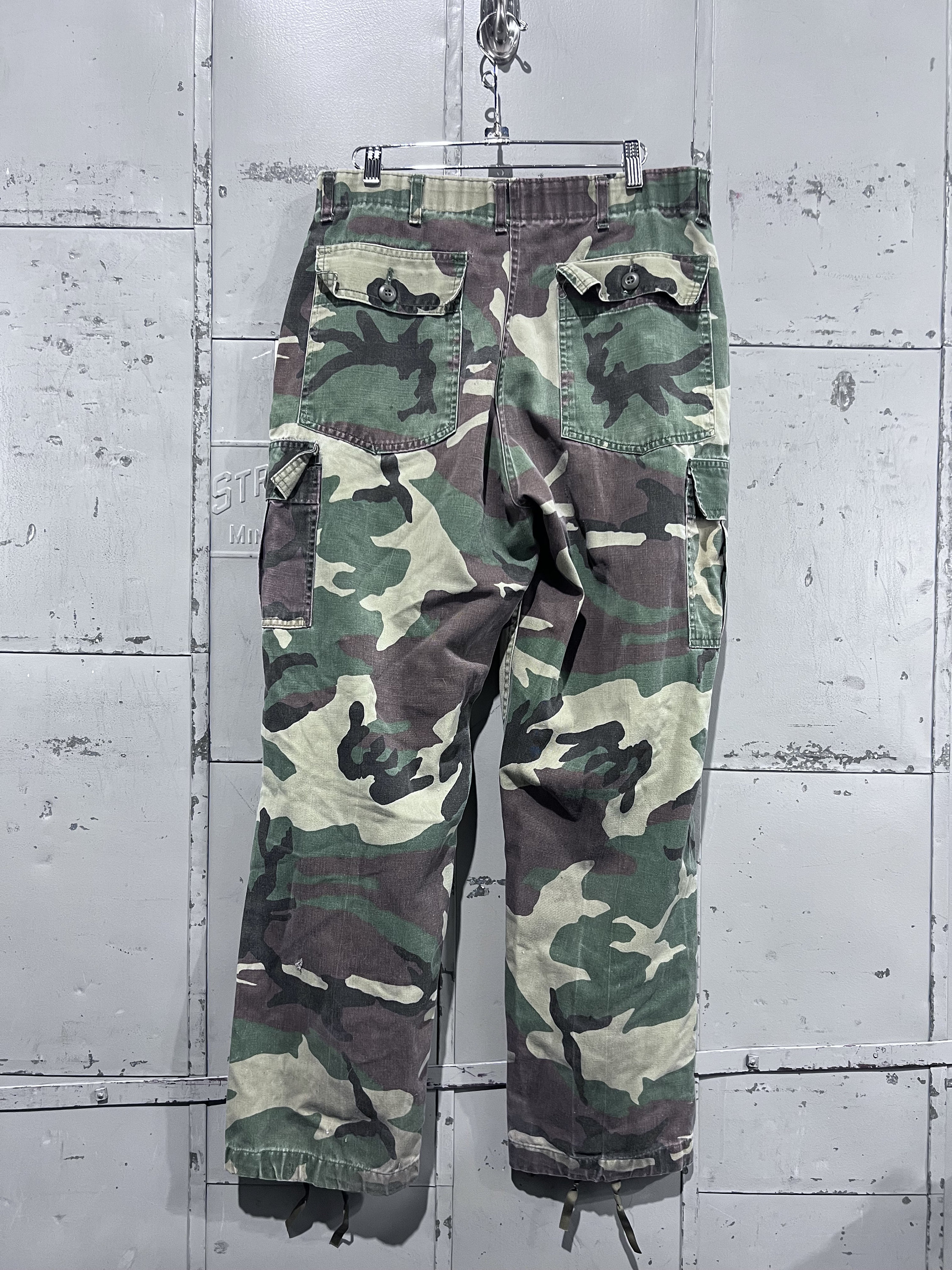 34x31 90s US Army Woodland Camouflage Cargo Pants Combat Trousers 1990s ...