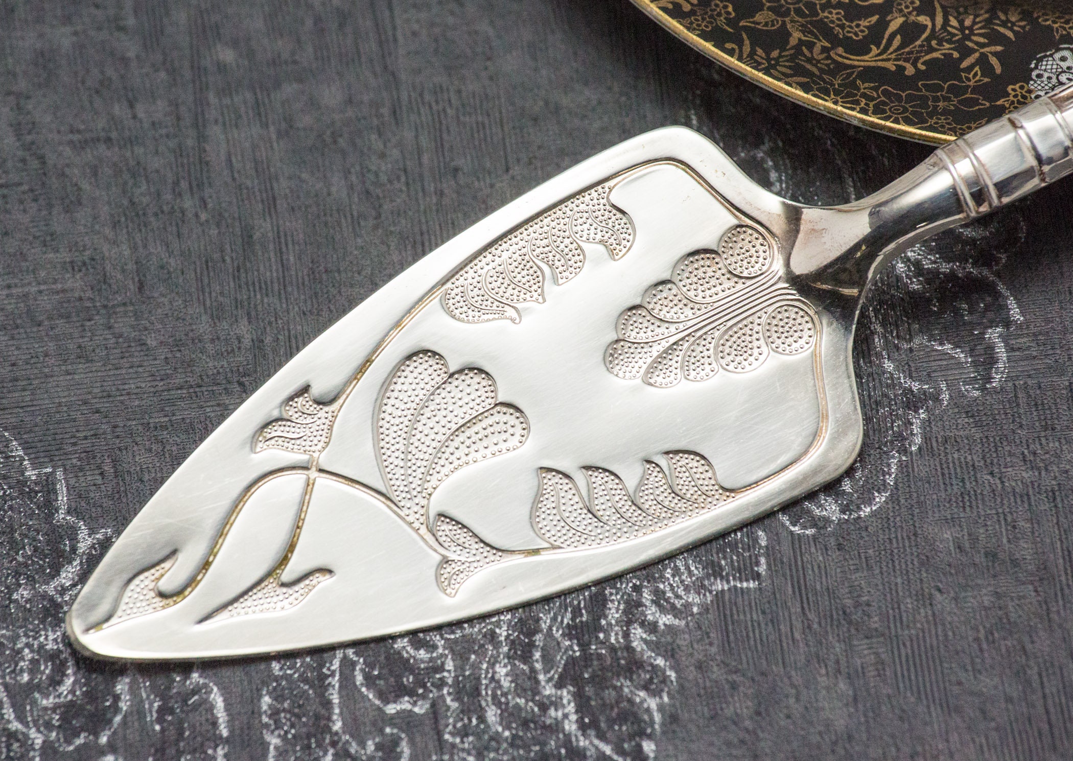 Vintage Cake Slice Server Kings Pattern Handle Style - Etsy