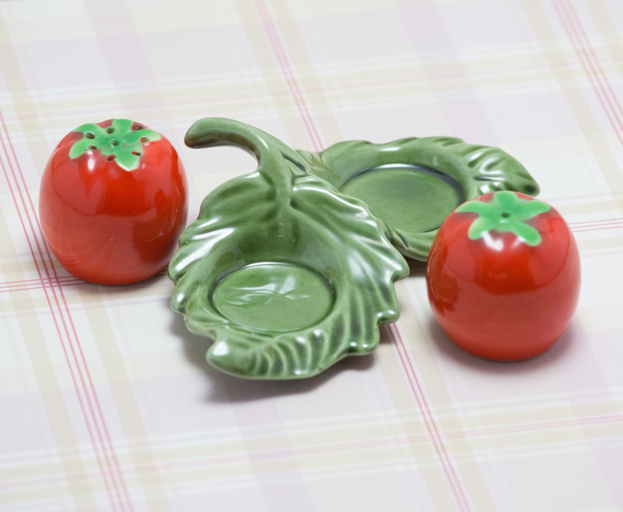 Vintage Salt and Pepper Cruet Set Tomatoes on Leaves Circa - Etsy
