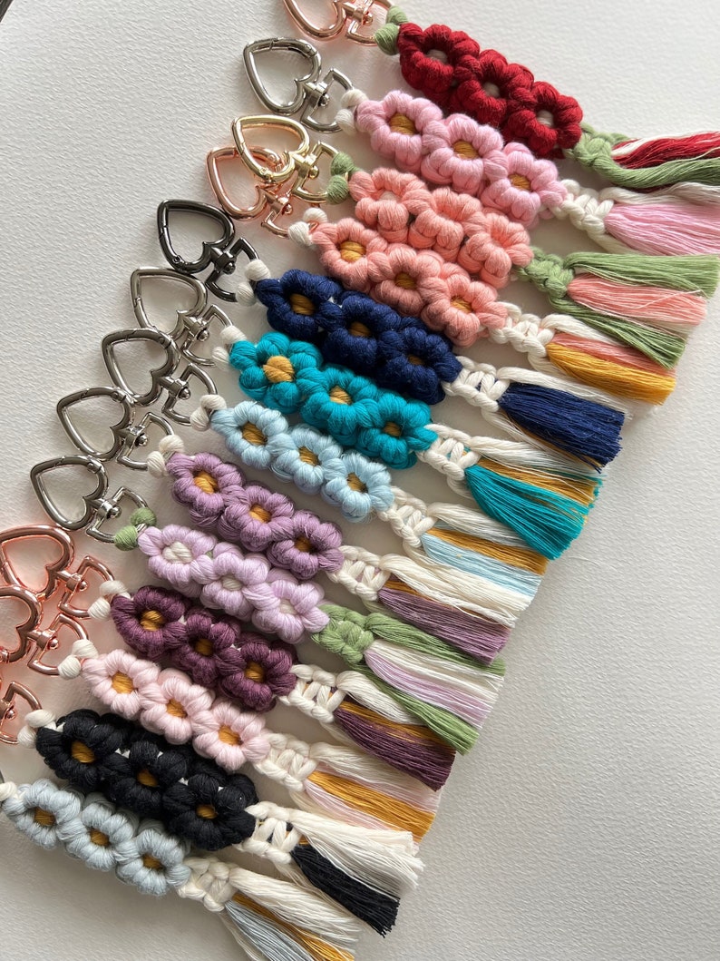 Macrame Keychain Daisy Keychain Macrame Boho Keychain - Etsy