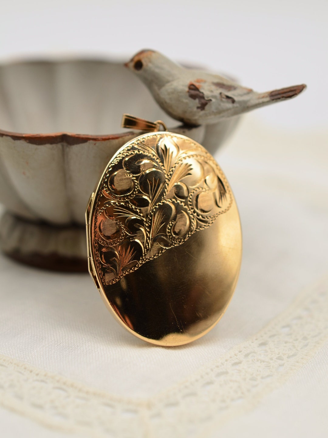 Vintage Gold Locket Large Heavy 9ct Yellow Gold Scrolled Locket - Etsy