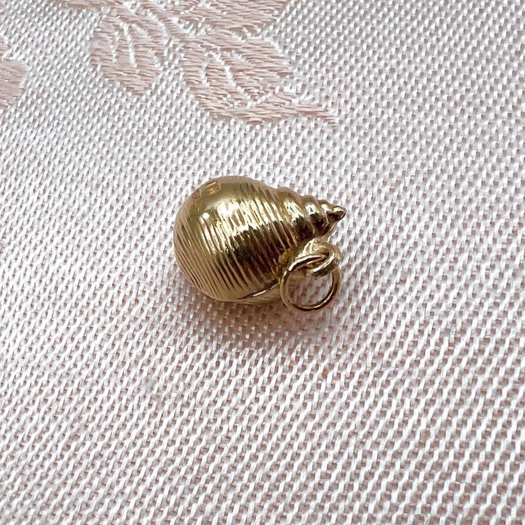 Vintage 9ct Solid Gold Shell Charm for Bracelet or Pendant Necklace ...
