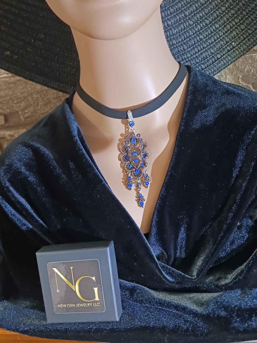 Black Pewter Pendant Faux Suede Choker Necklace, Silver-plated ...