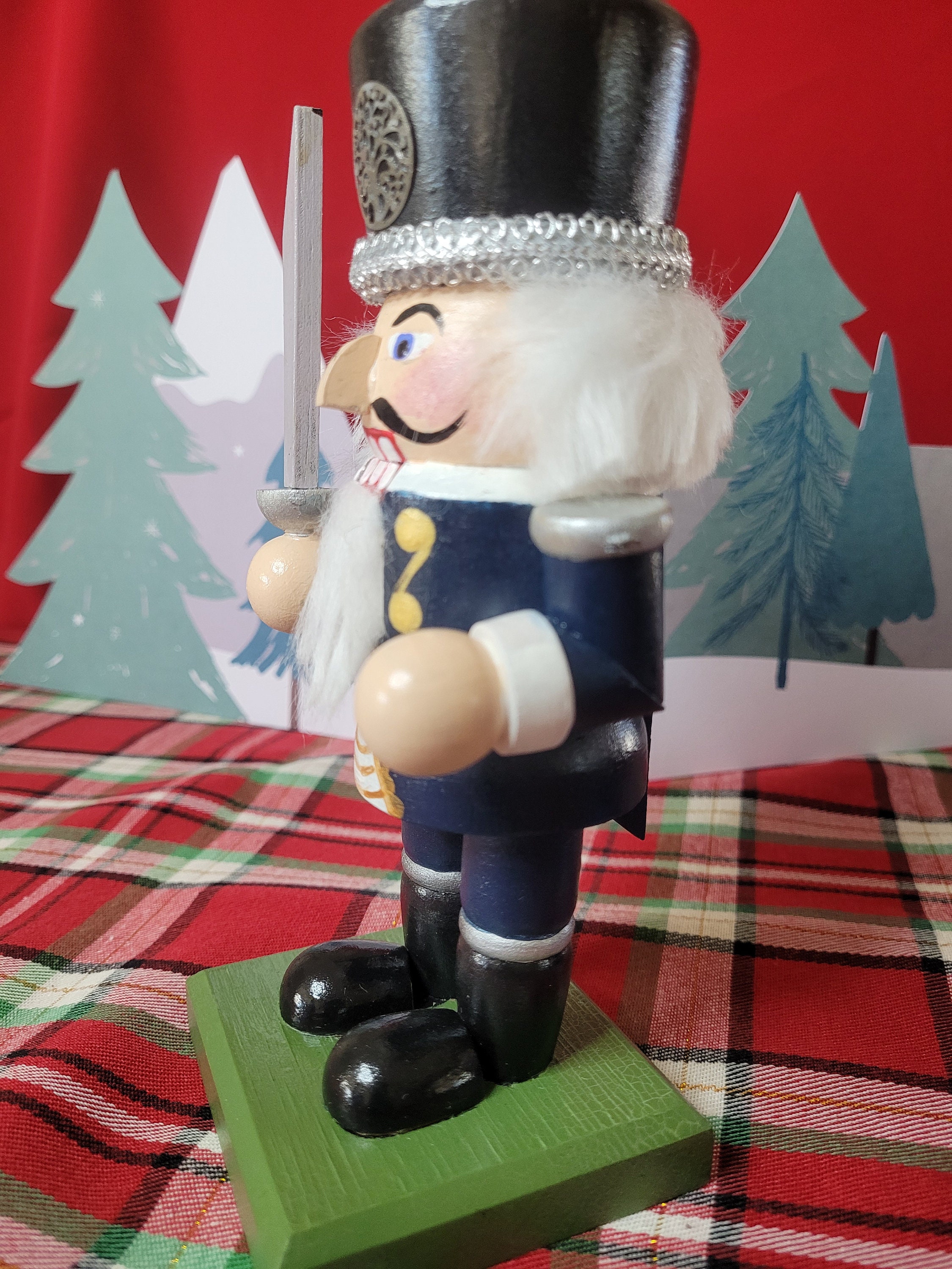 Nutcrackers - Etsy