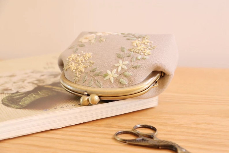 Hand Embroidered Floral Coin Purse Small Wallets Coin Pouch - Etsy