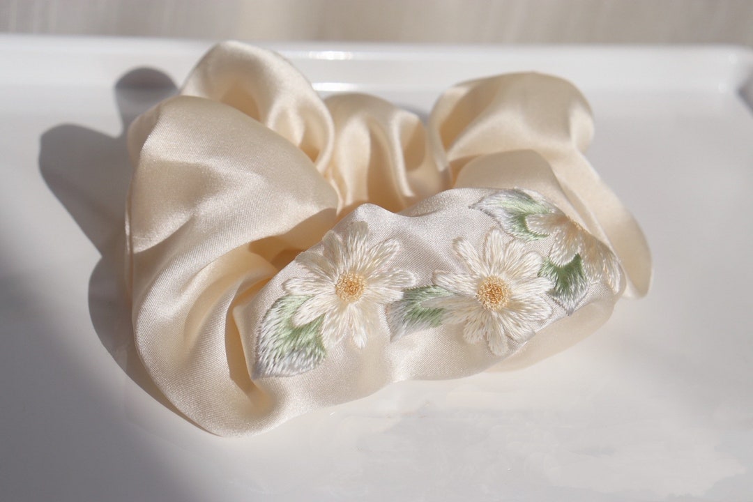 Hand Embroidered Floral Scrunchie Handmade Fabric Elastics Pure Silk ...
