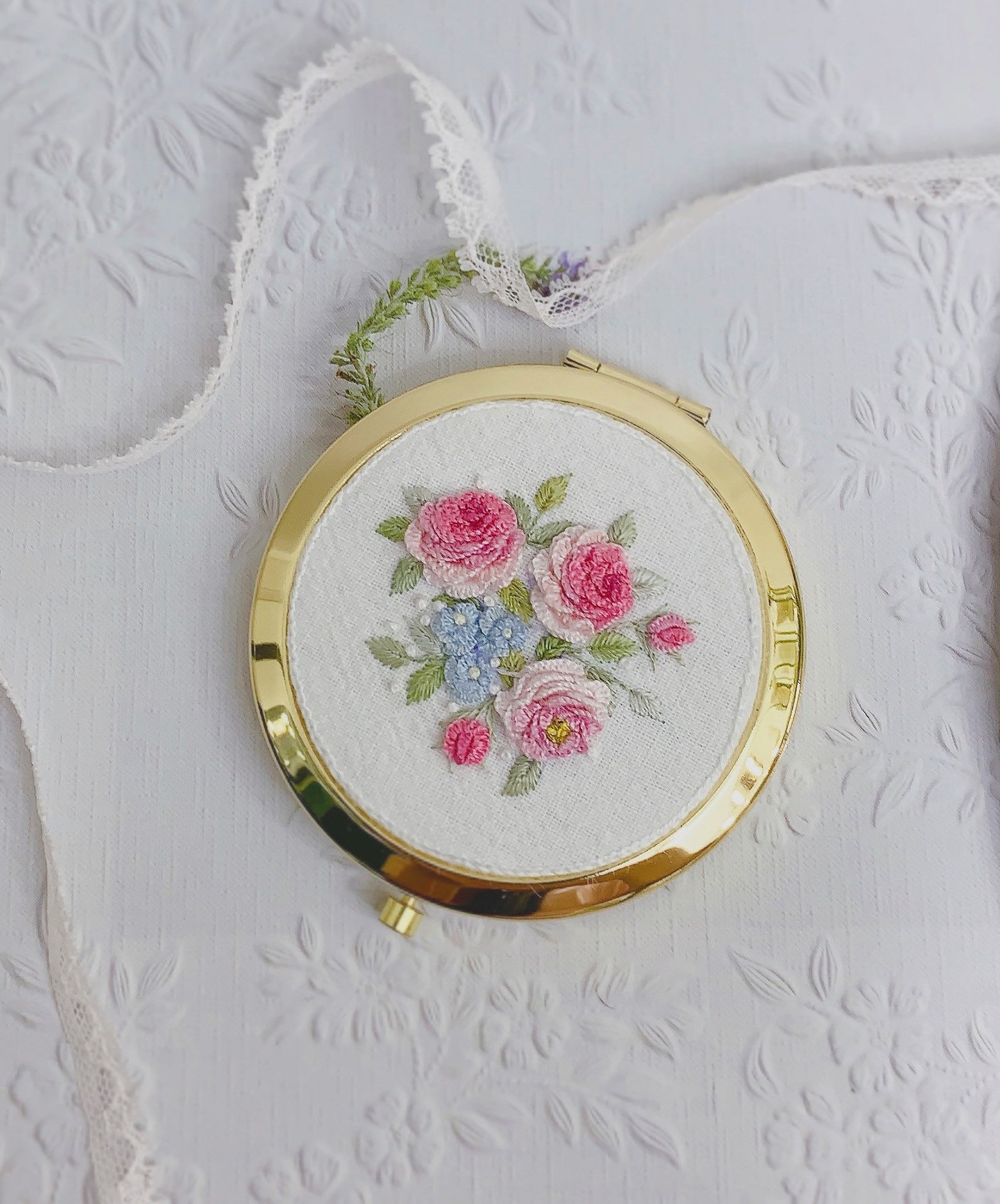 Hand Embroidered Pocket Mirror 3D Floral Embroidered Compact Mirror ...