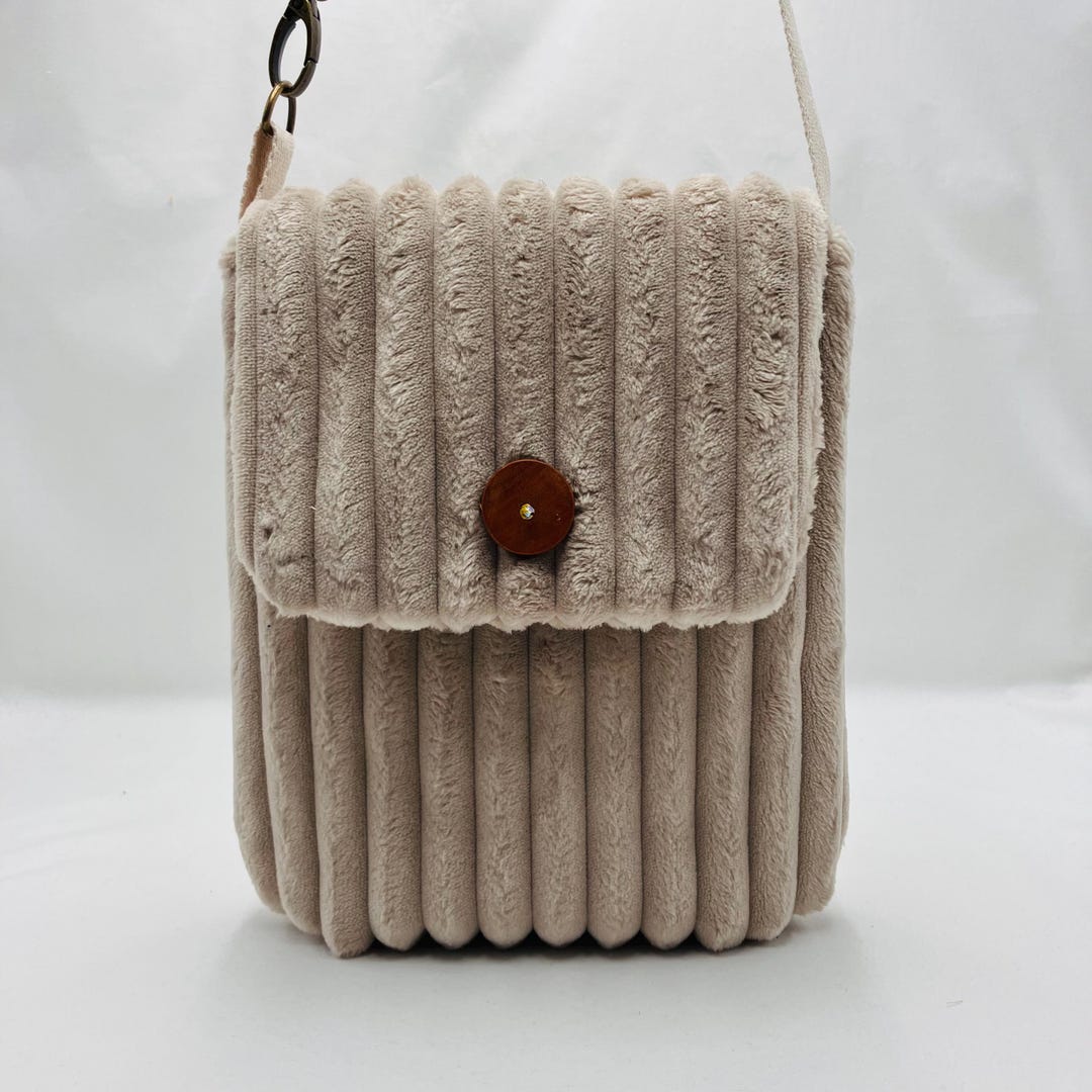 Small Shoulder Bag in Very Wide-wale Velvet. - Etsy