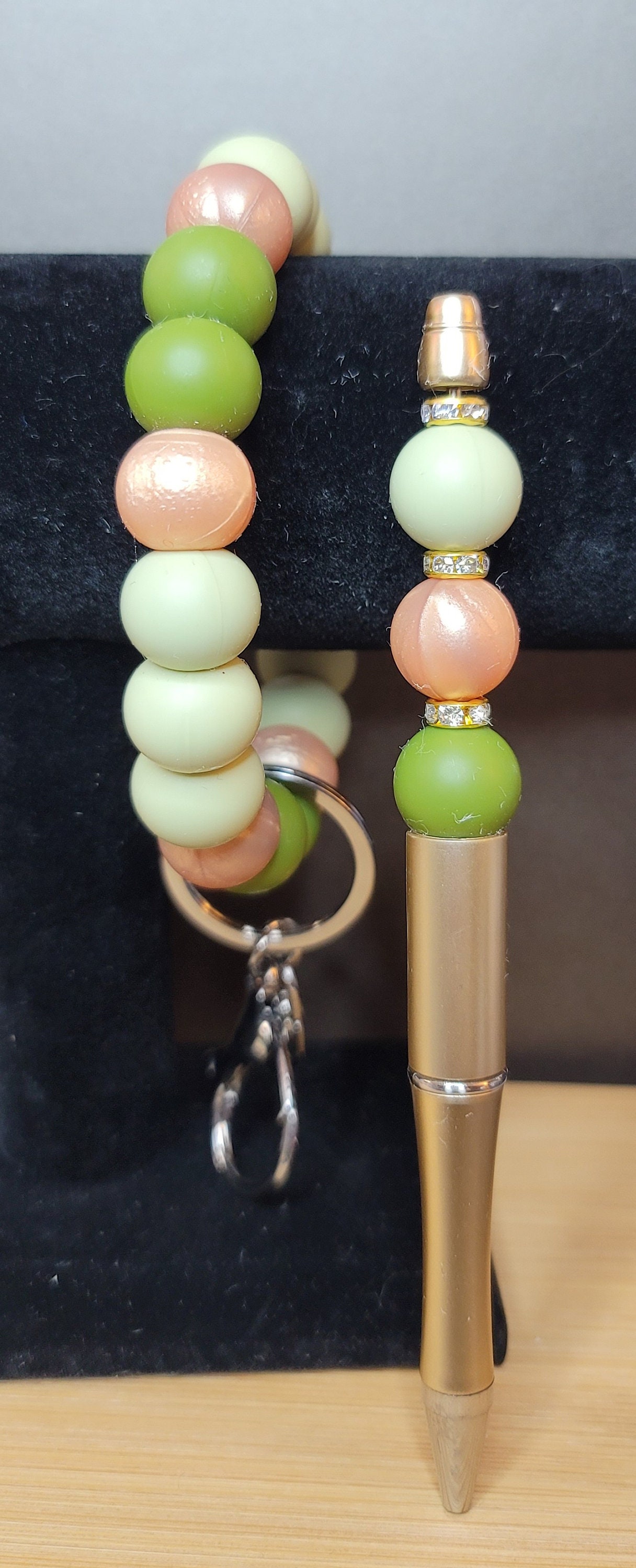 Beaded Wristlet Keychain and Pen Sets, Sunflower Beaded Keycahin and ...
