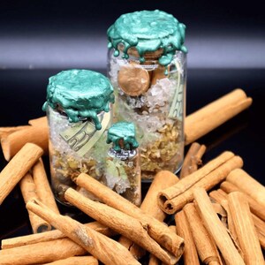 MONEY Spell Jar • Sealed W/ Full Moon Charged Pyrite Money Crystals for ...