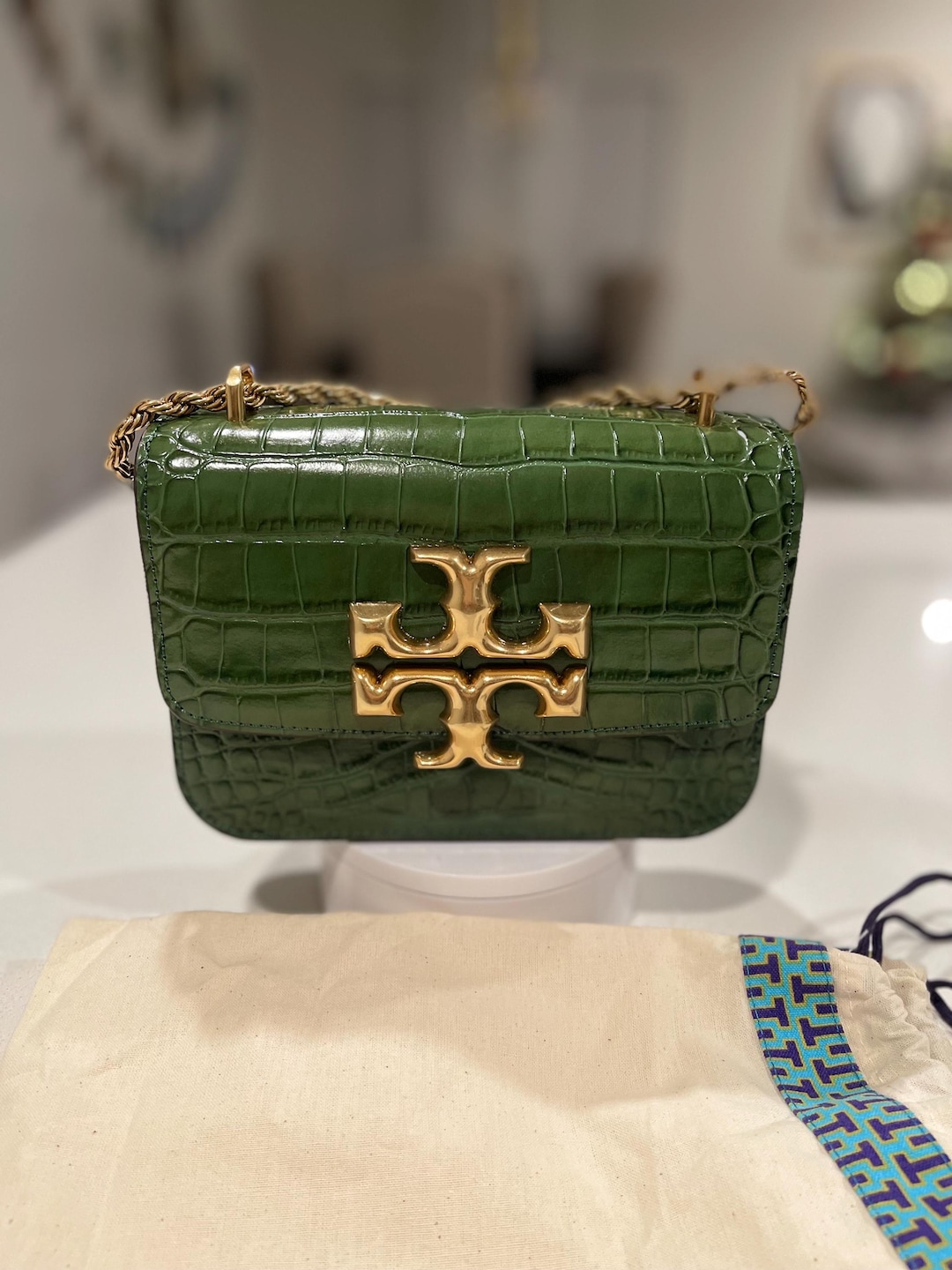 Tory Burch Eleanor Small Green Croc Embossed Convertible Shoulder Bag ...