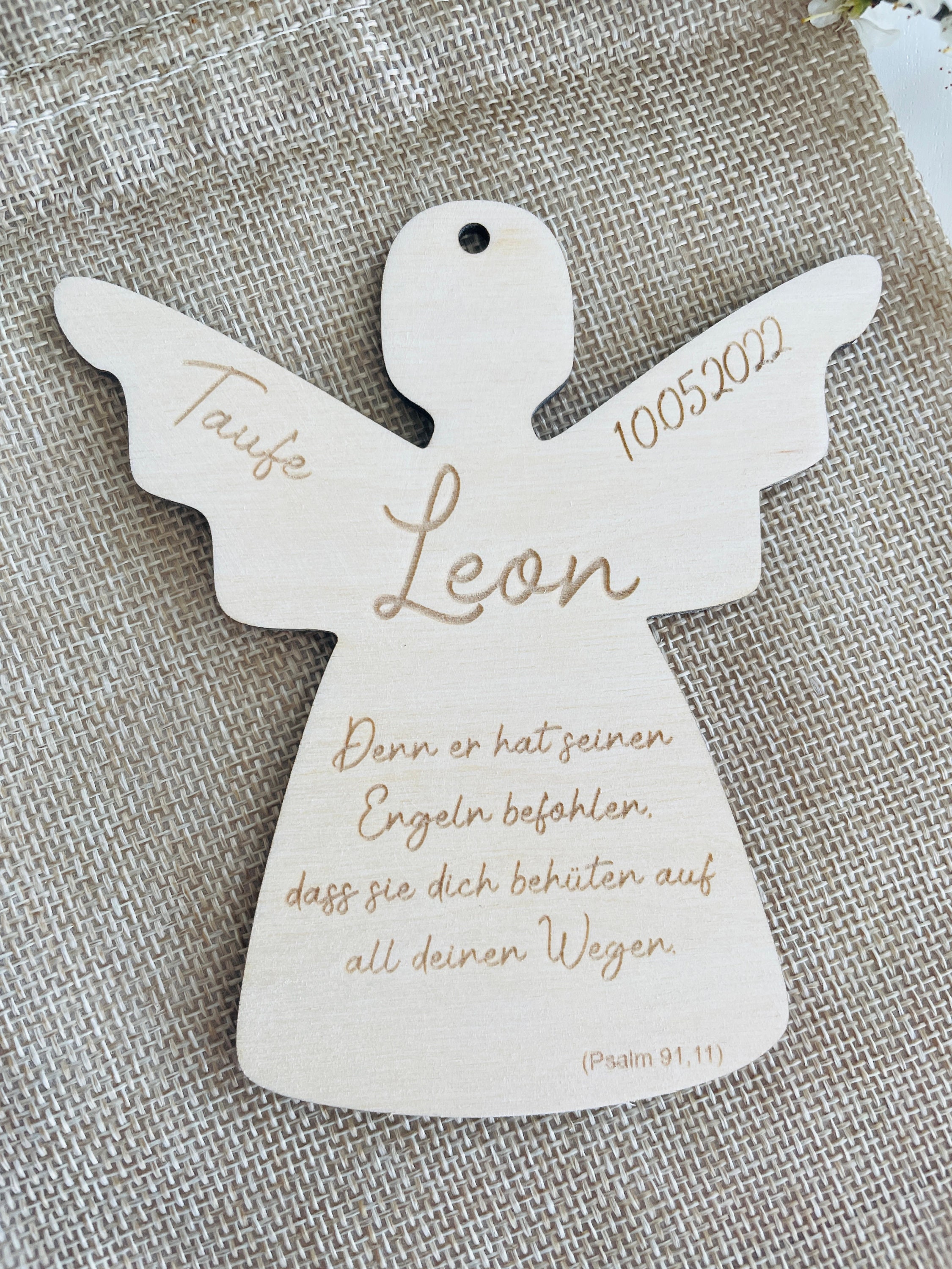 Personalisierter Engel - Geschenk Taufe/ Kommunion/ Firmung - Holzengel ...
