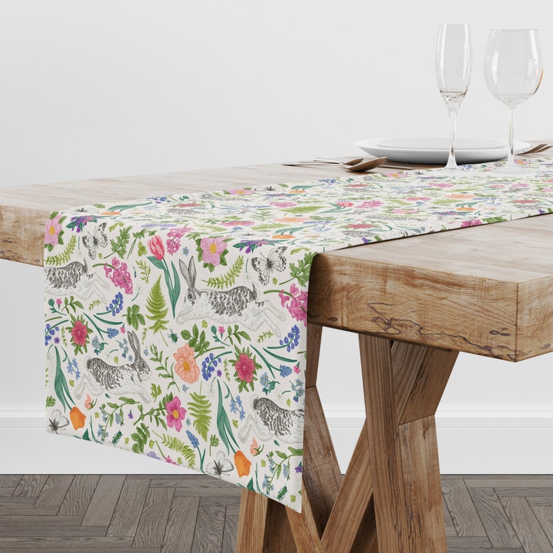 Easter Table Runner - Etsy