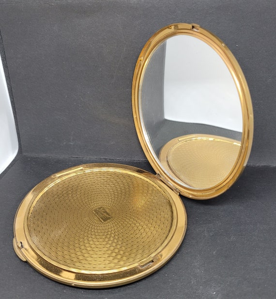 Mascot Powder Compact Shepherd & Shepherdess in the S… - Gem