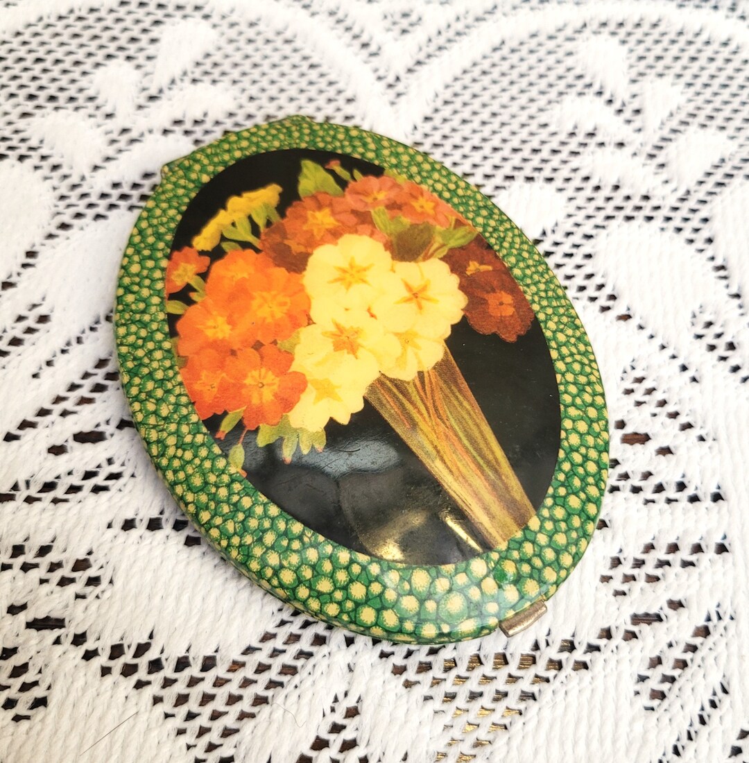 Art Deco Princess Powder Compact Reg No377, Faux Shagreen and Primrose ...