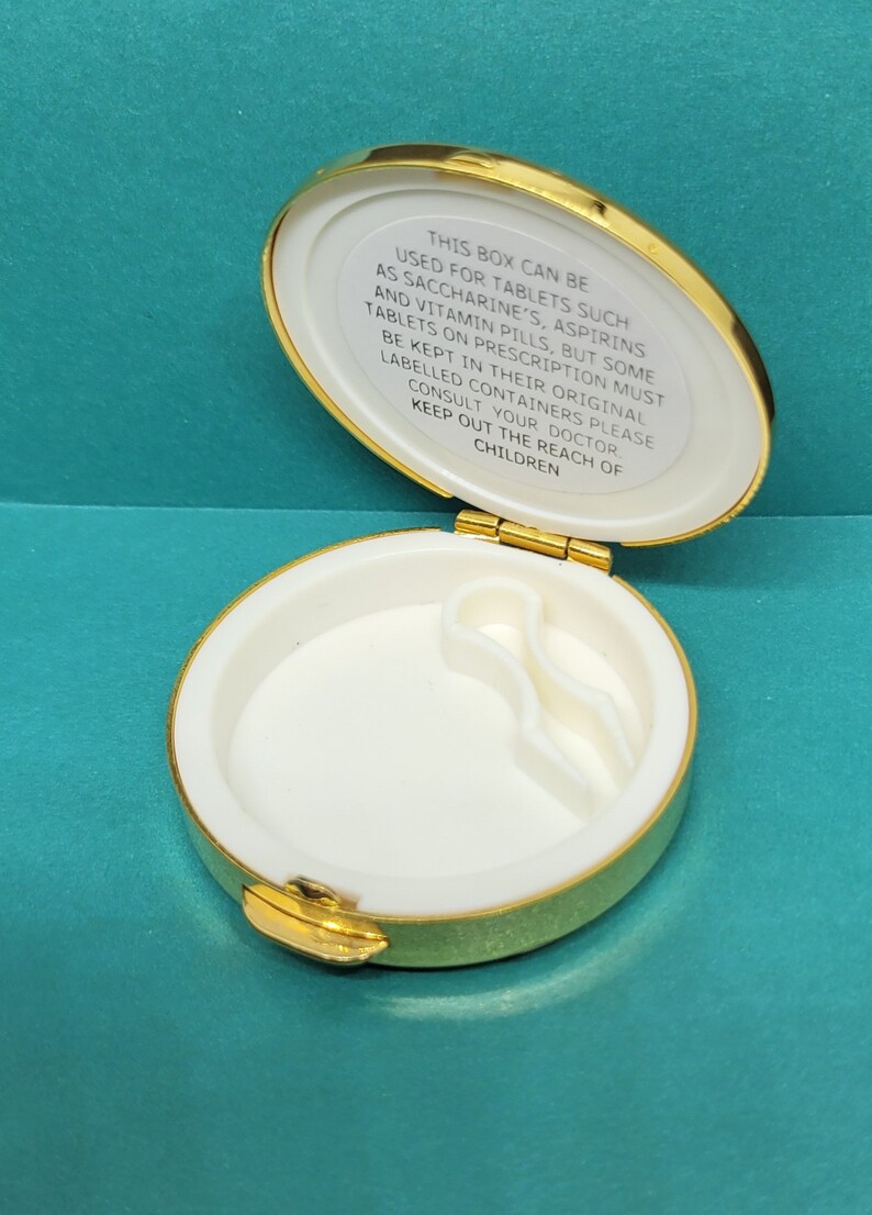 Stratton Pill Box William Morris Acanthus Design Goldtone - Etsy Australia