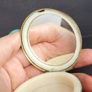 Pygmalion Vintage Sphere Globe Powder Compact Brass Goldtone Engine ...