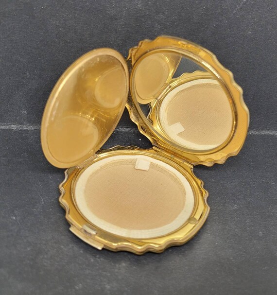 Vintage Stratton Red Rose Powder Compact, Petite Shap… - Gem