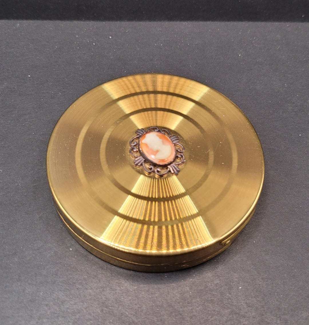 Vintage Powder Compact Margaret Rose Cameo, Goldtone Cosmetic Case ...