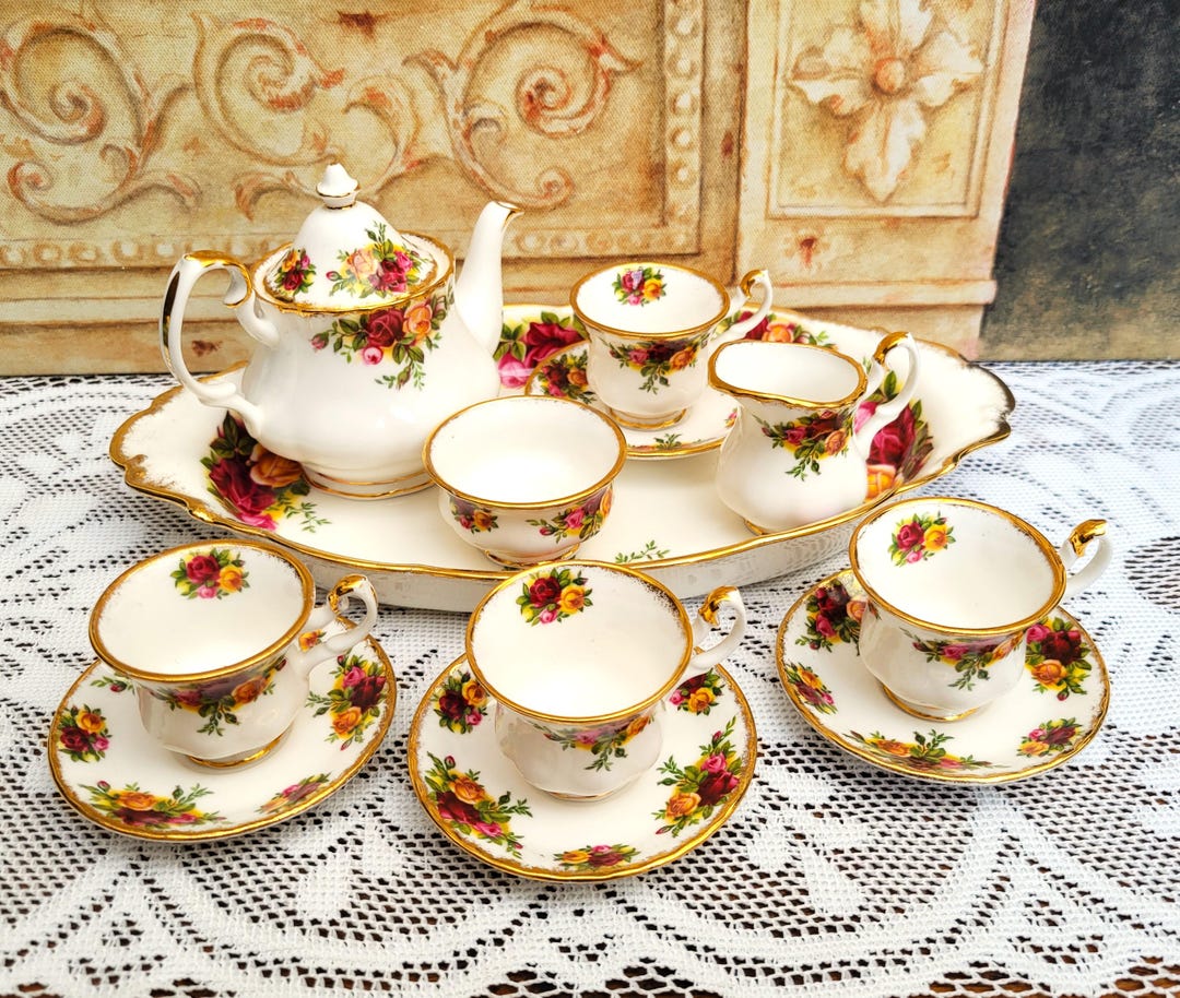 Royal Albert Old Country Roses Miniature Tea Set Service, 12 Piece Set ...