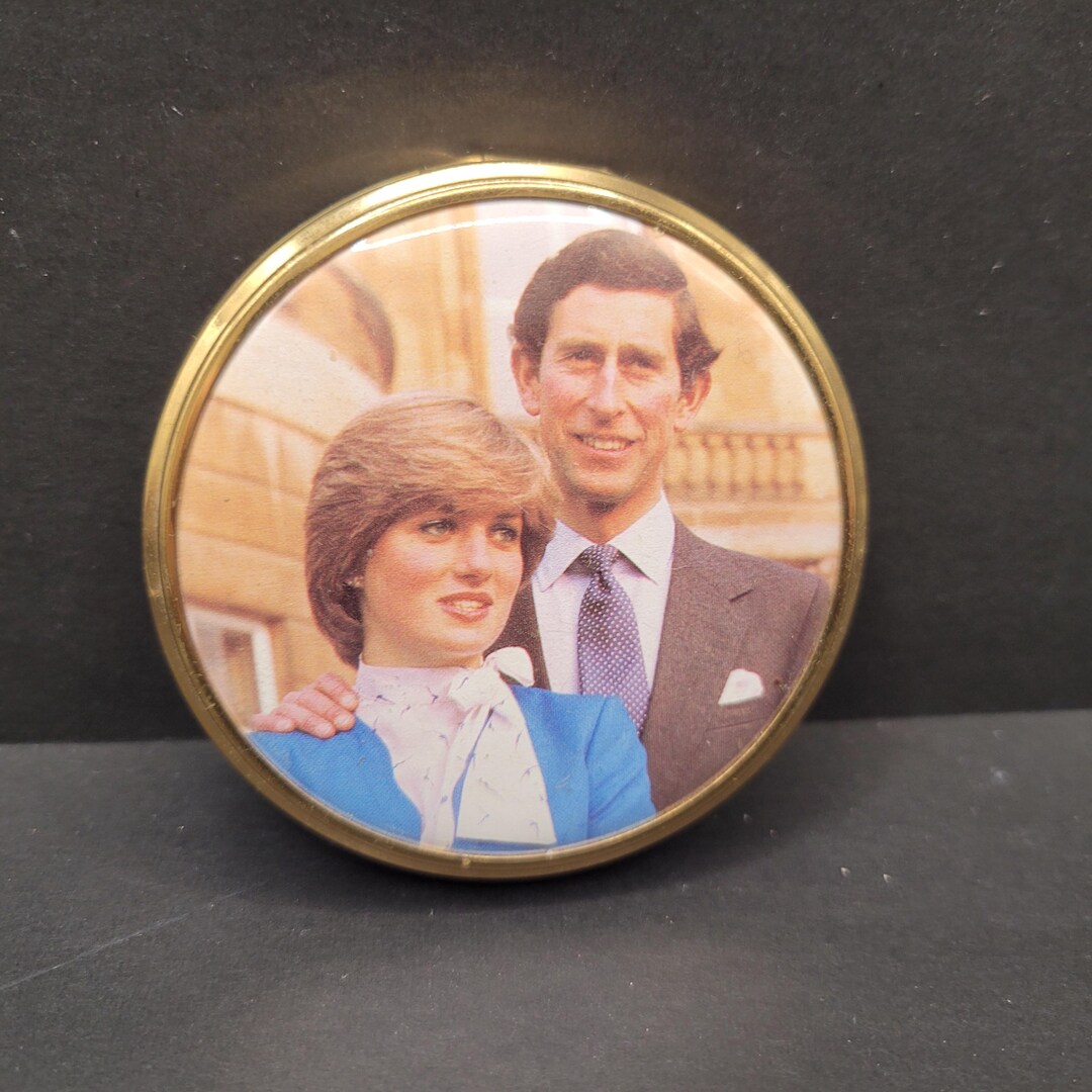 Vintage Mascot Powder Compact Princess Diana & Prince Charles, Royal ...