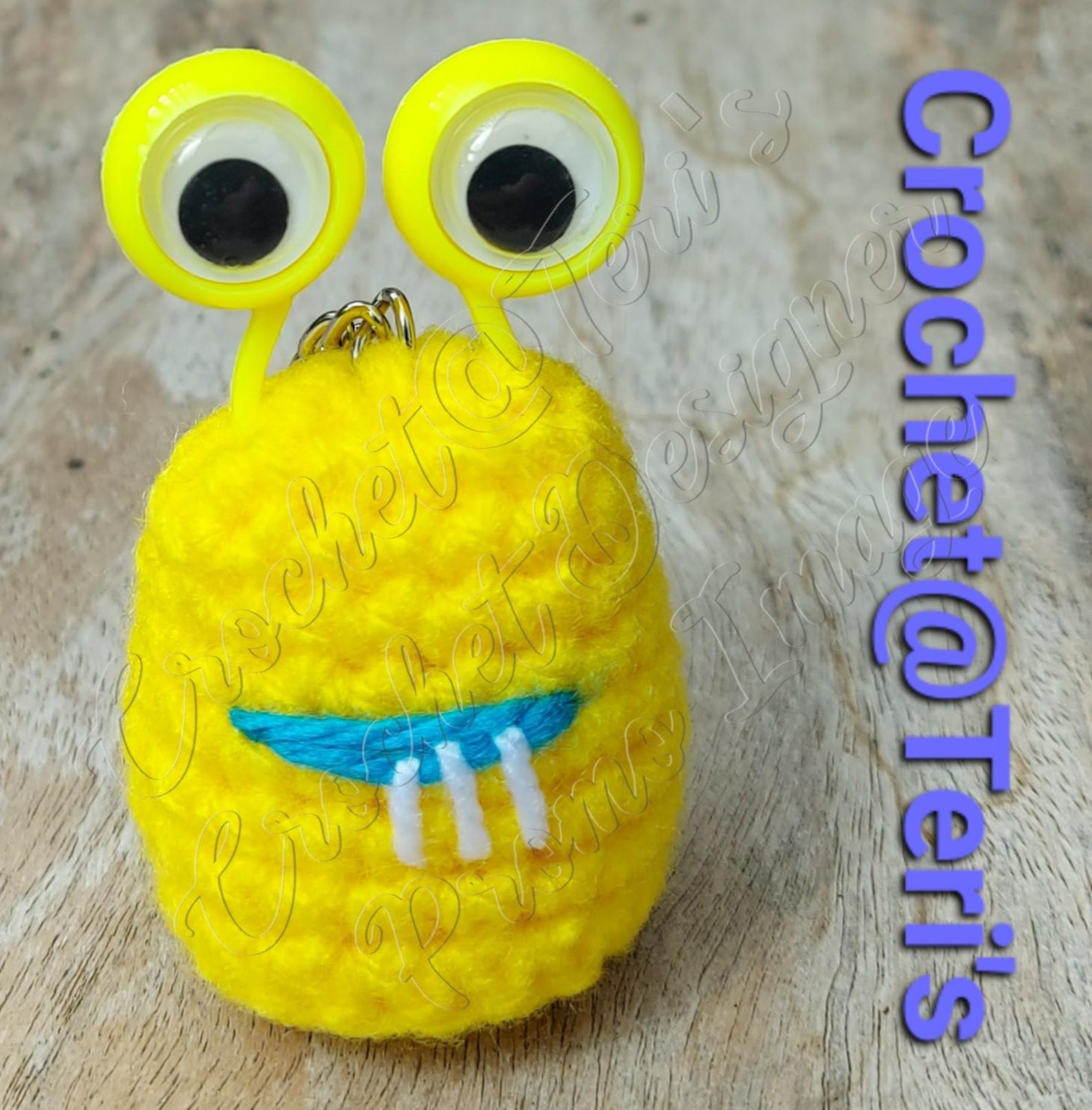 Pulling Faces Googly Eyed Alien Keychains PATTERN ONLY - Etsy