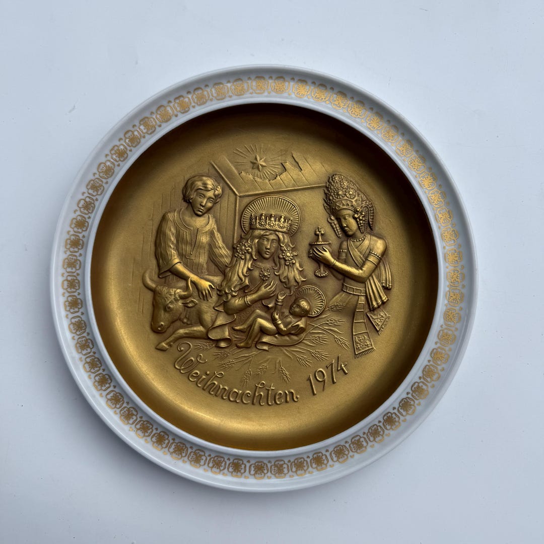 Ole Winther for Hutschenreuther CHRISTMAS PLATE the Holy Family 1974 ...