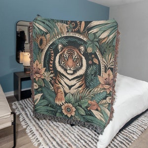 Tiger Woven Throw Blanket Sofa or Bed Throw, Wall Tapestry Decor ...