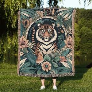 Tiger Woven Throw Blanket Sofa or Bed Throw, Wall Tapestry Decor ...