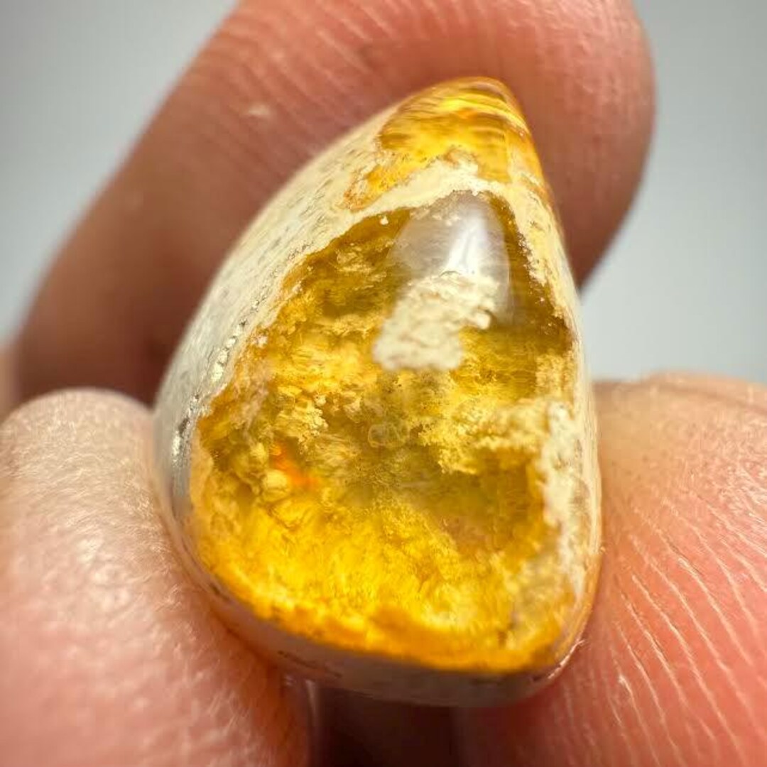 Beautiful Mexican Fire Opal on Matrix With Its Incredible Flashes of ...