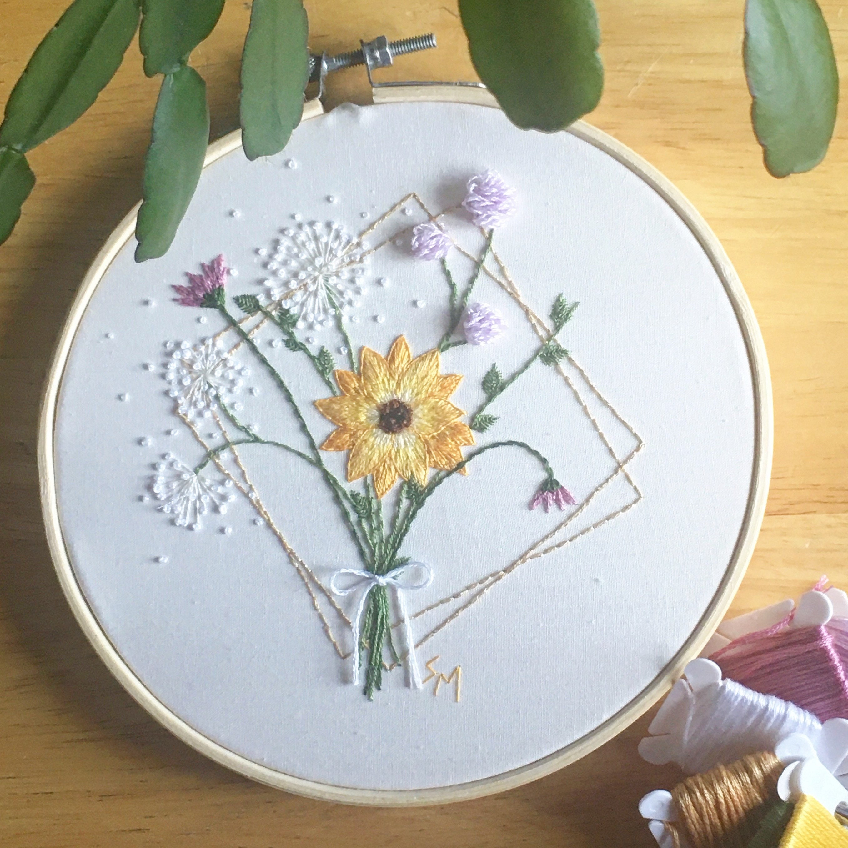 Spring Flower Bouquet || Hand Embroidery Hoop Art PDF Pattern With ...