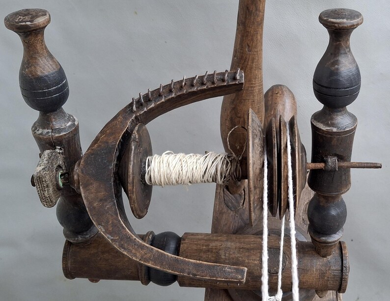 Antique Unique Working Spinning Wheel is Complete / Dated 1900 - Etsy