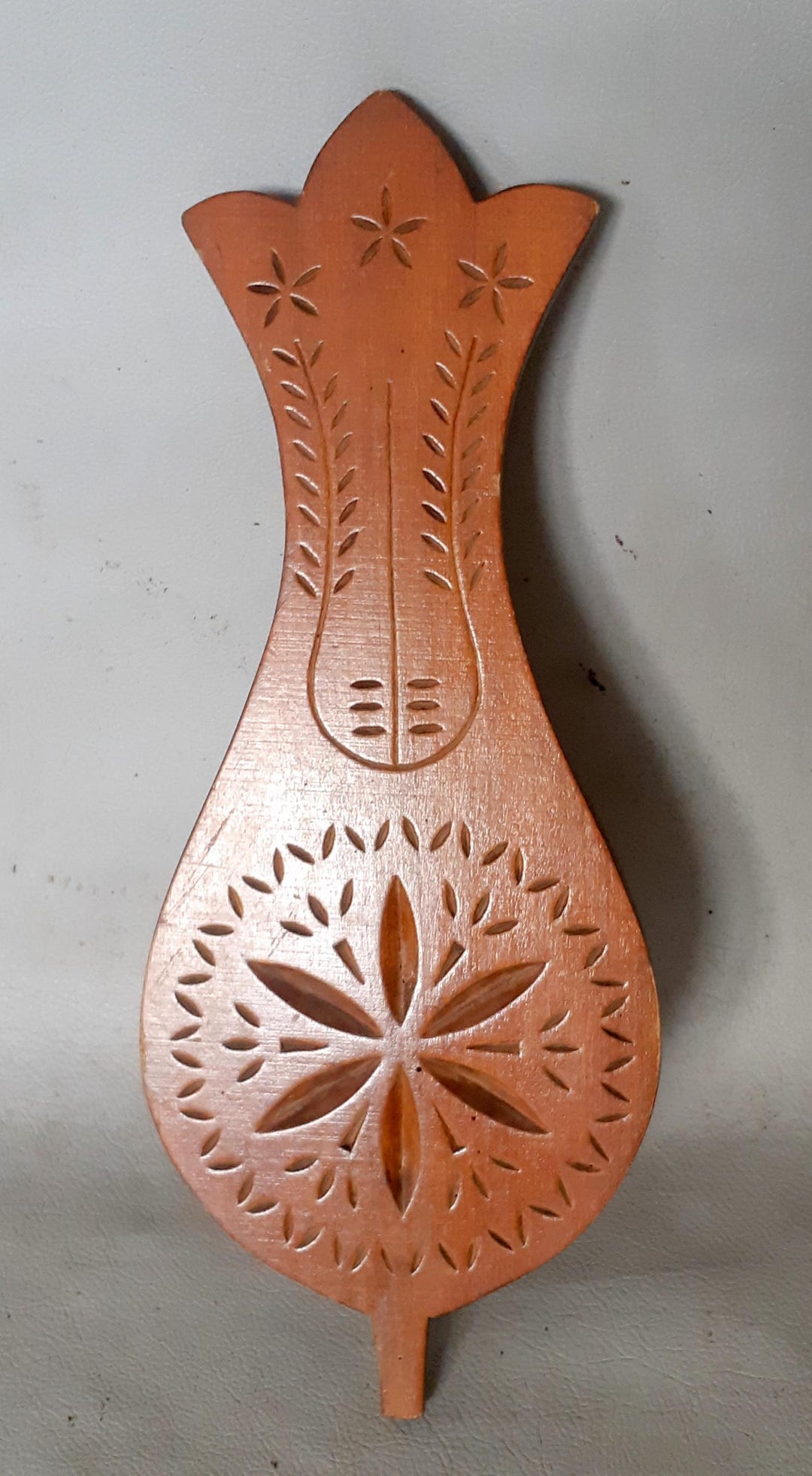 Handmade Wooden Carved Spinning Wheel Decorative DISTAFF - Etsy