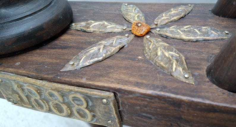 Antique Unique Working Spinning Wheel W/bronze and Ambers Details ...