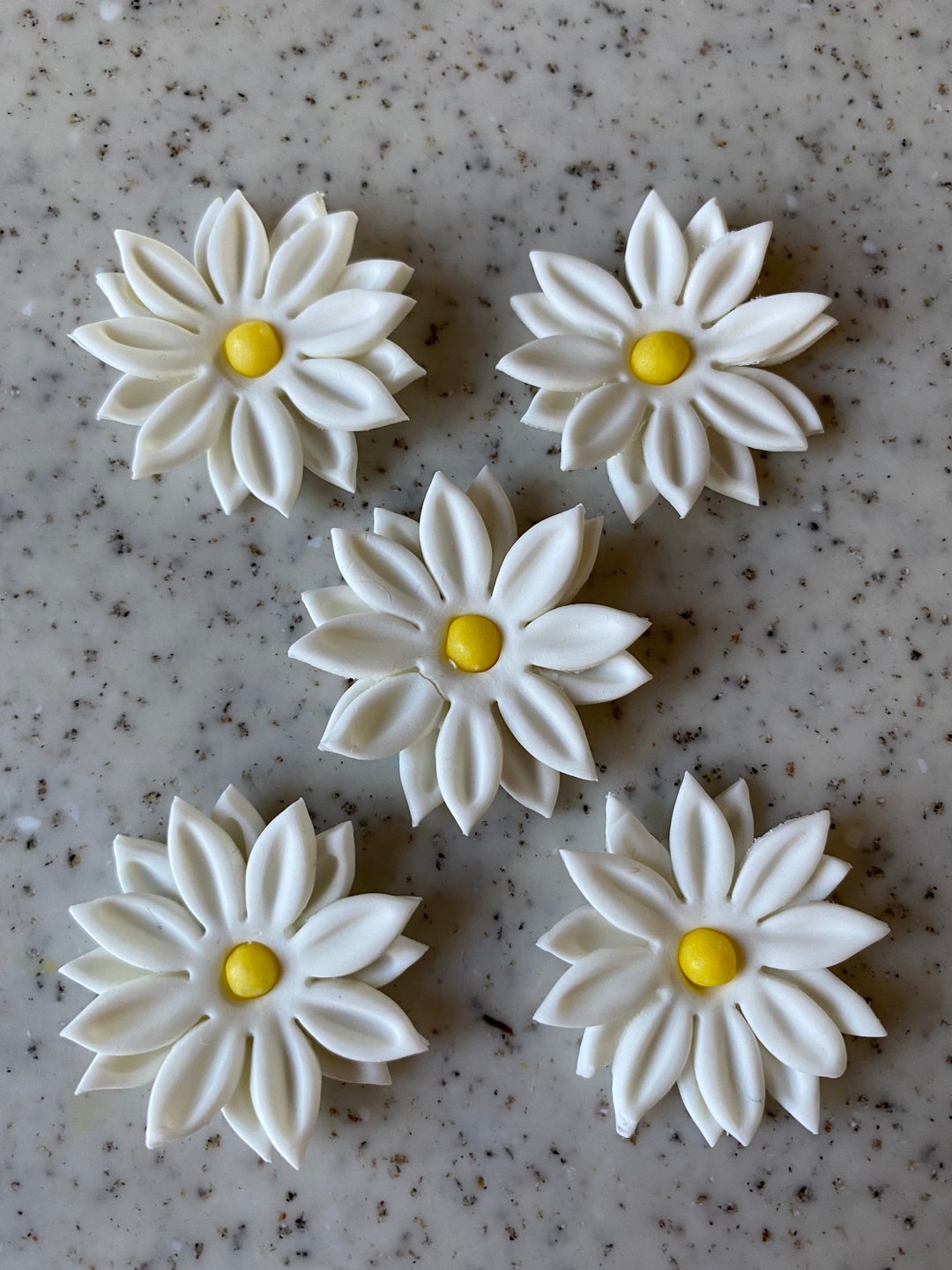 Fondant Daisy Layered Flowers Edible Fondant Flowers Edible Cake ...