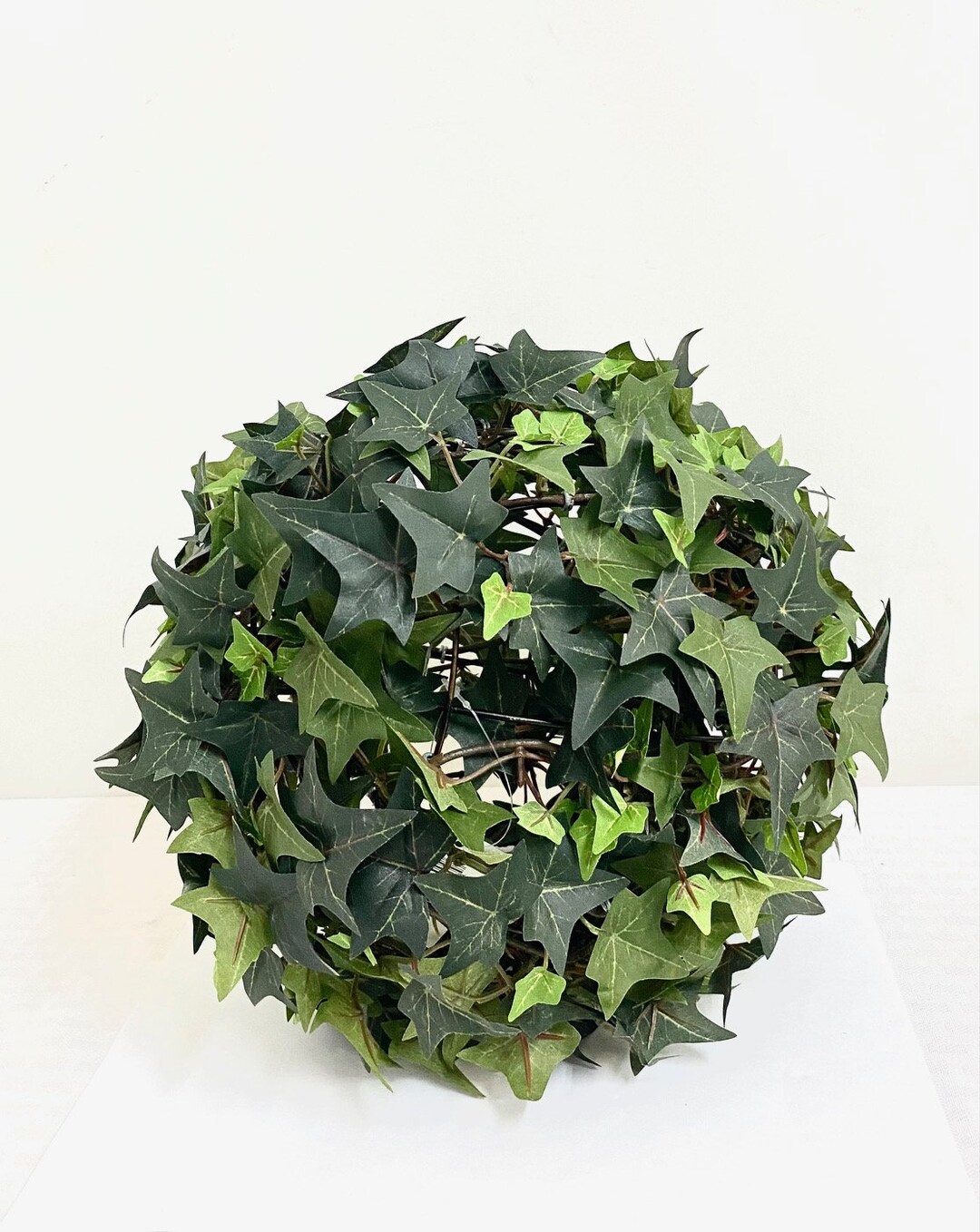 10"d Artificial Ivy-leaves Ball in Green - Etsy