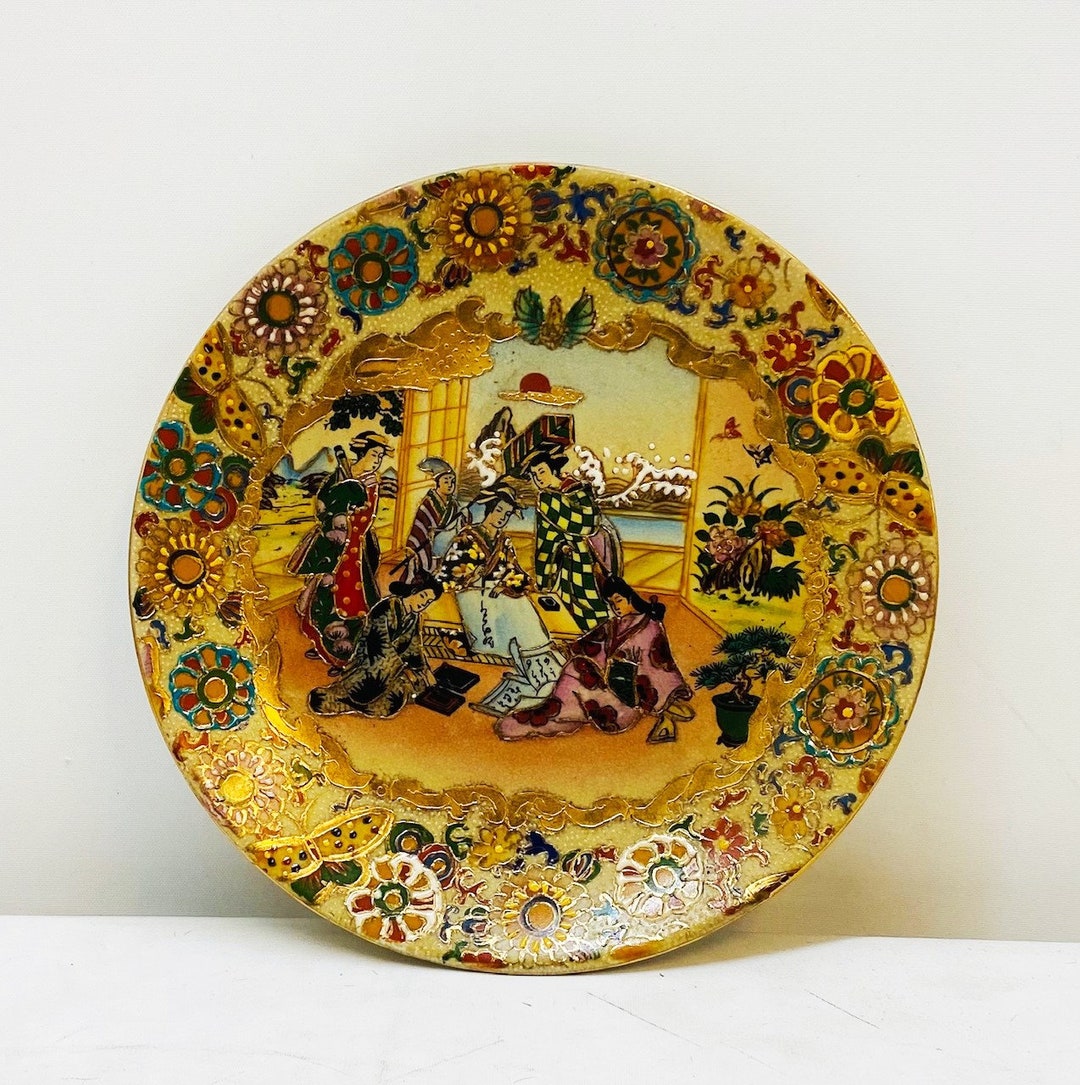 8"d Traditional Yamato Colored and Gilded Ceramic Plate - Etsy