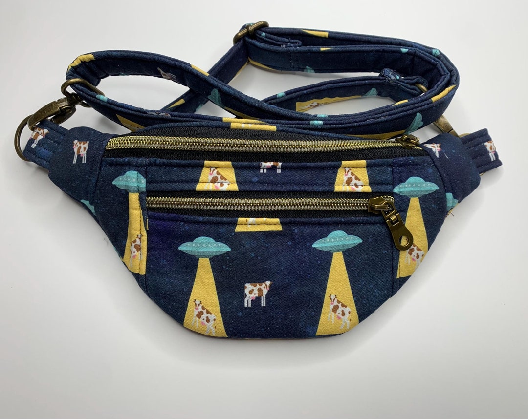 Alien Abduction Cows Small Fanny Pack Sling Bag Crossbody Bag - Etsy