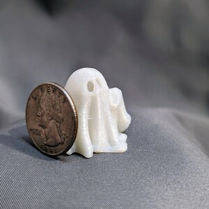 Mini Ghost Figure for Halloween Decoration, 3D Printed - Etsy