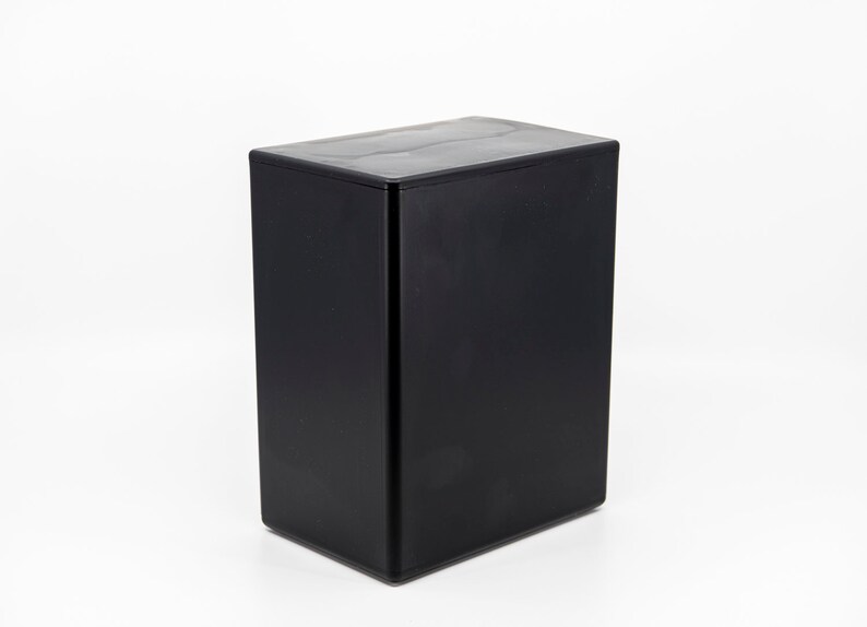 Temporary Urn for Cremated Remains, Black Plastic With Snap Lid ...