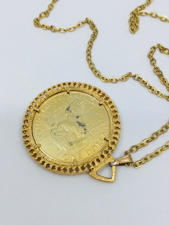 Liberty 1971 one dollar gold plated coin with frame a… - Gem