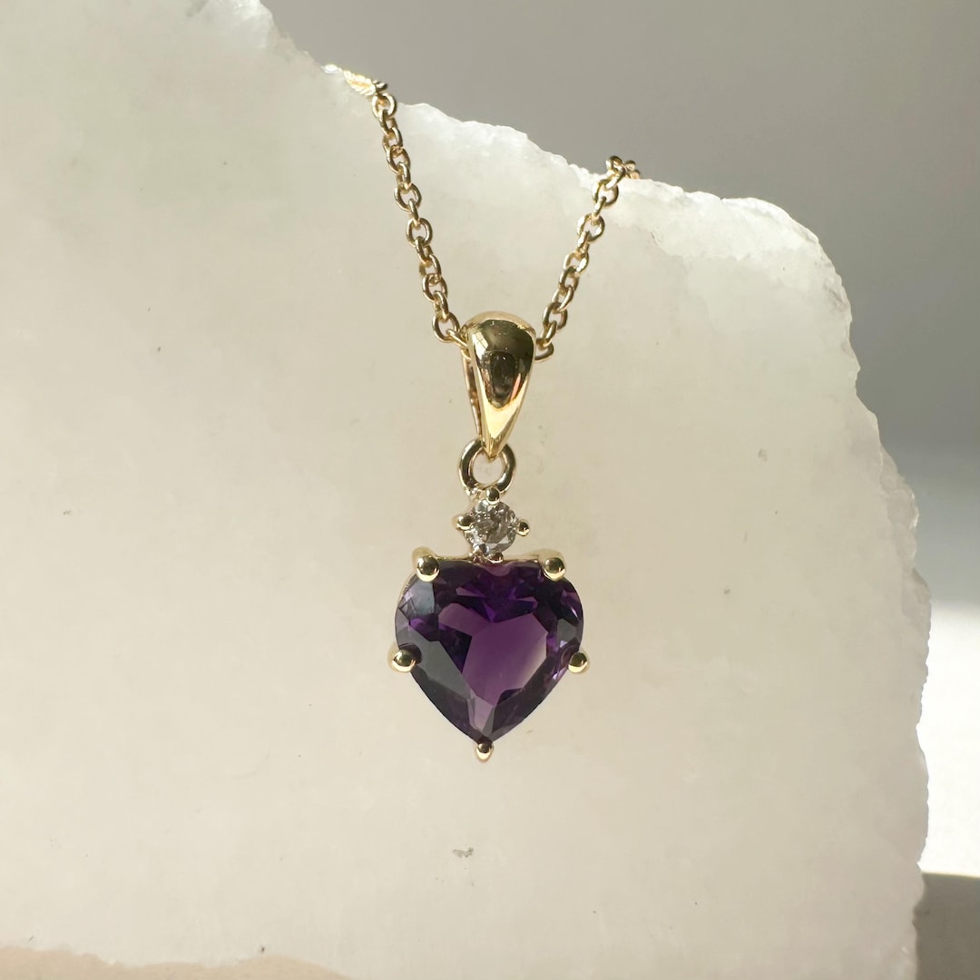 14K Solid Gold Heart Shaped Genuine 5 Prong Amethyst and Diamond ...