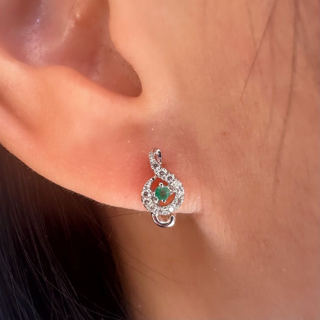 18K Solid Gold Genuine Emerald and Diamond Treble Clef/music Note Studs ...