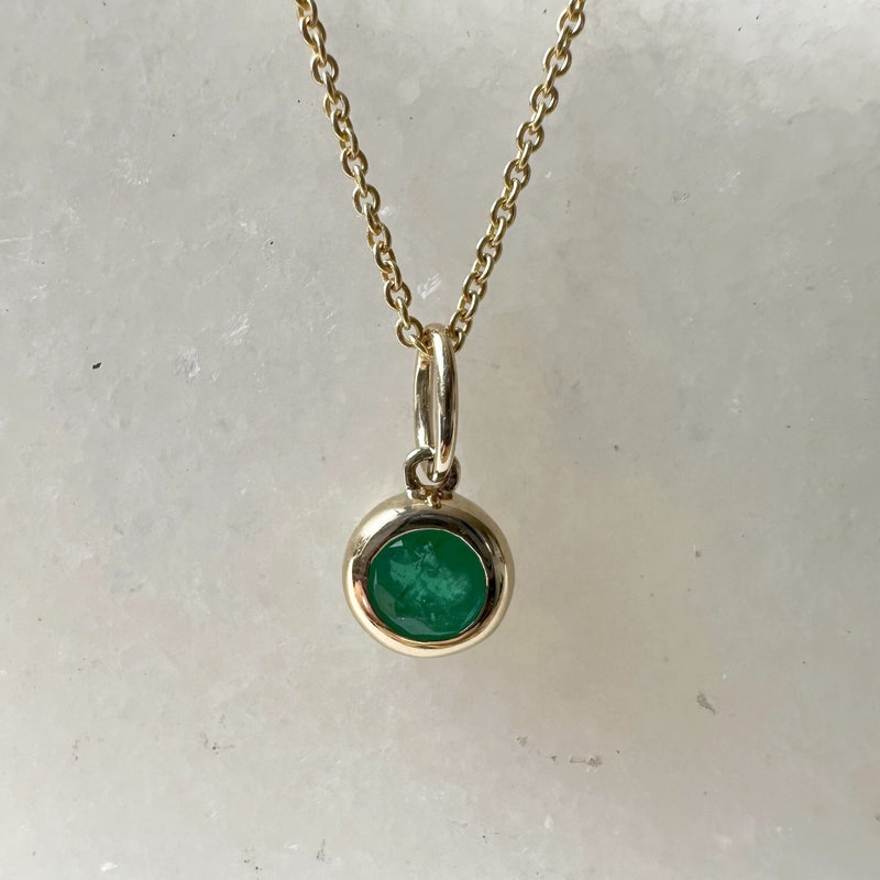 Round Untreated Emerald - Etsy