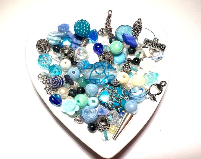 85+ Assorted Beads Mix, Acrylic, Glass Beads, Shells, Crystal, Stone ...