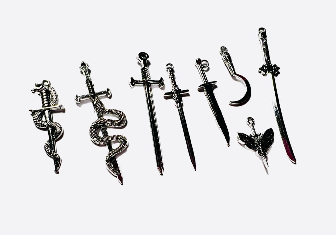 8 Silver Sword Pendant Charms, Japanese Swords, Samurai, Katana, Alloy ...