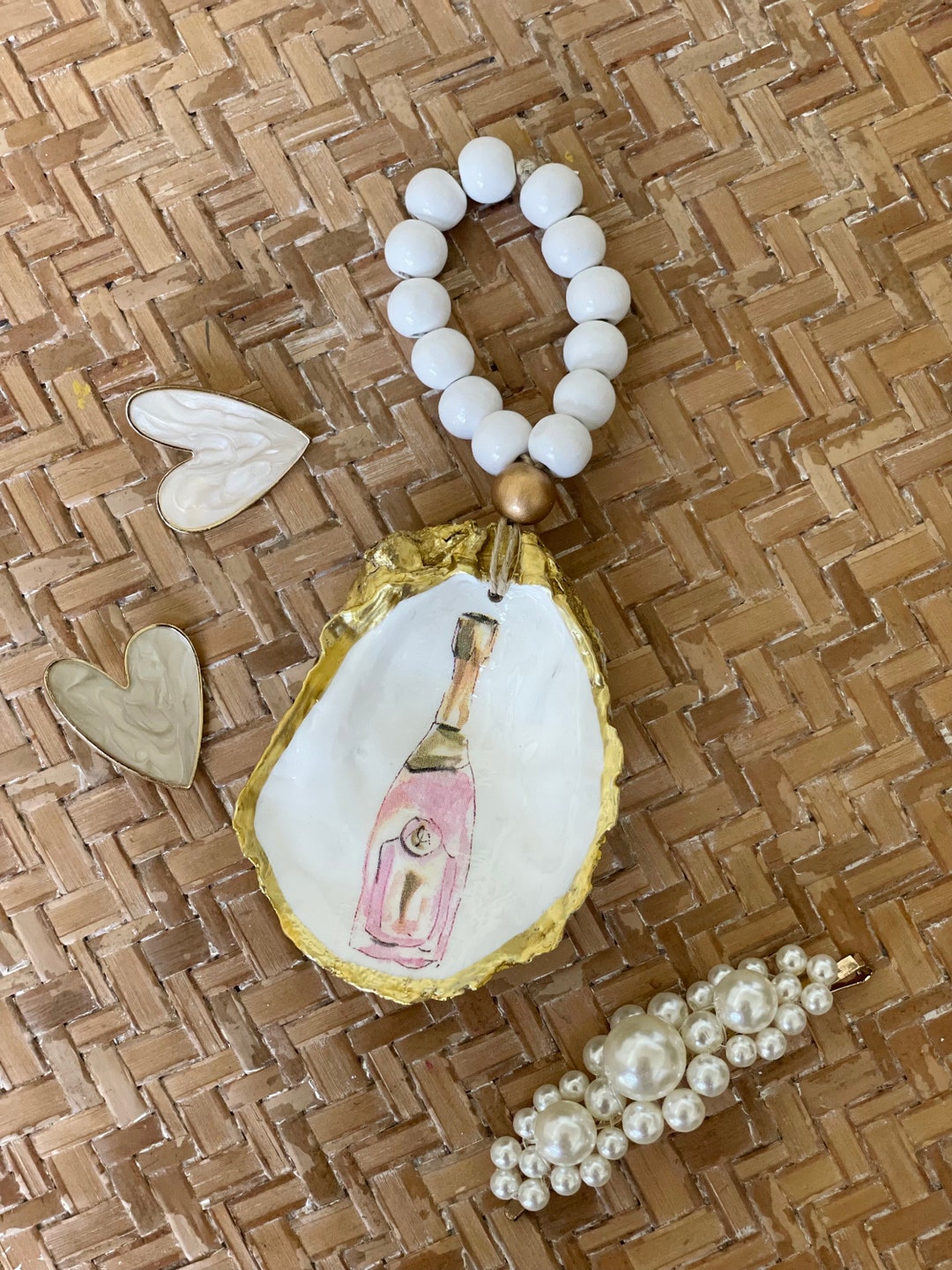 Gift Set of 1/2/4 Champagne Bottle Decoupage Oyster Shell Napkin Rings ...