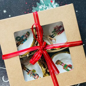 Nutcracker Christmas Gift Box ||set of 4 Nutcracker Decoupage Oyster ...