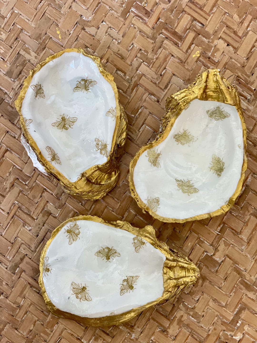 Bees Lover Gift Idea/ Cute Bees Design Decoupage Oyster Shell Ring Dish ...