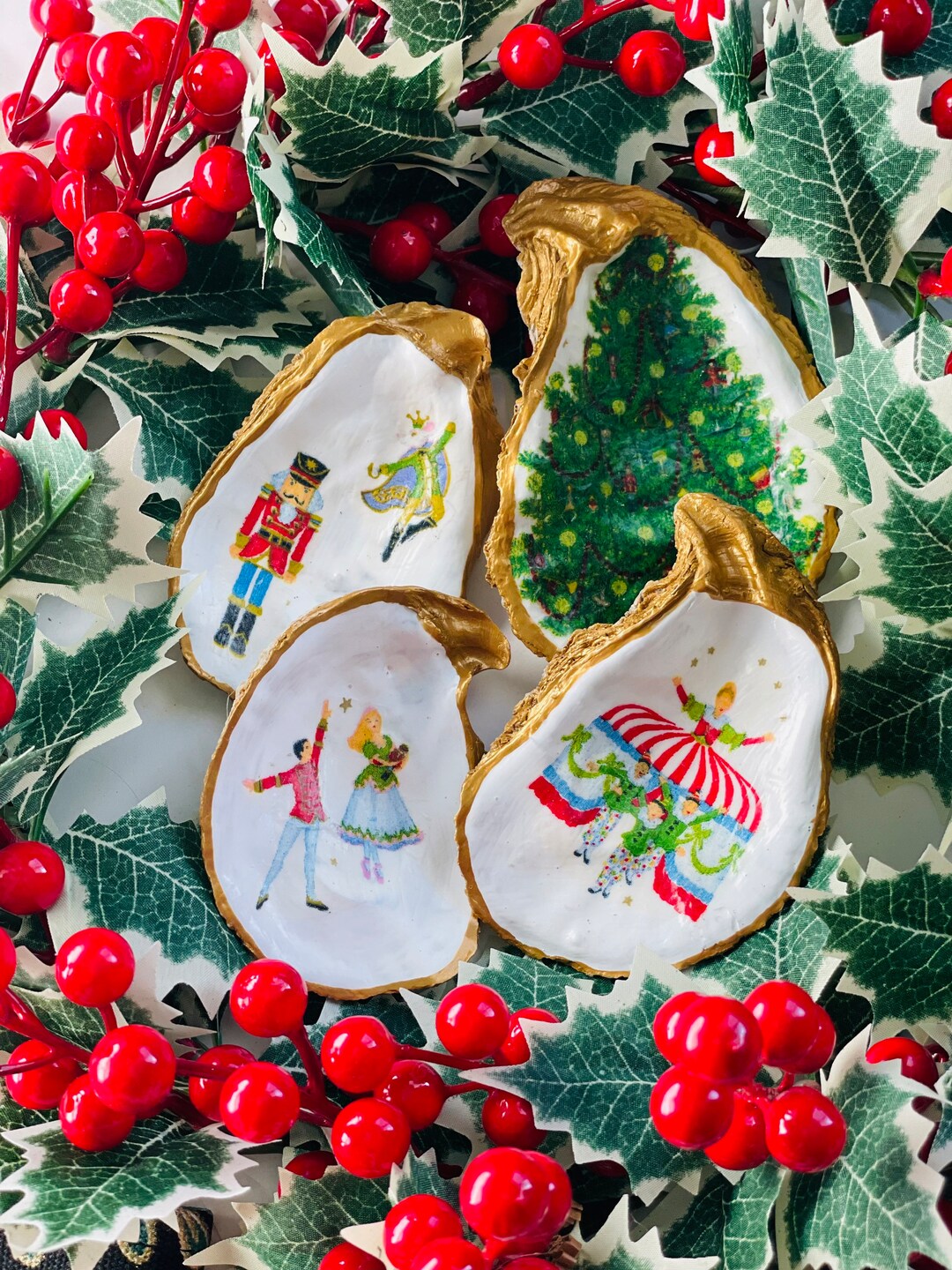 Christmas Gift Set of 2/4 Hand Made Nutcracker Decoupage Oyster Shell ...